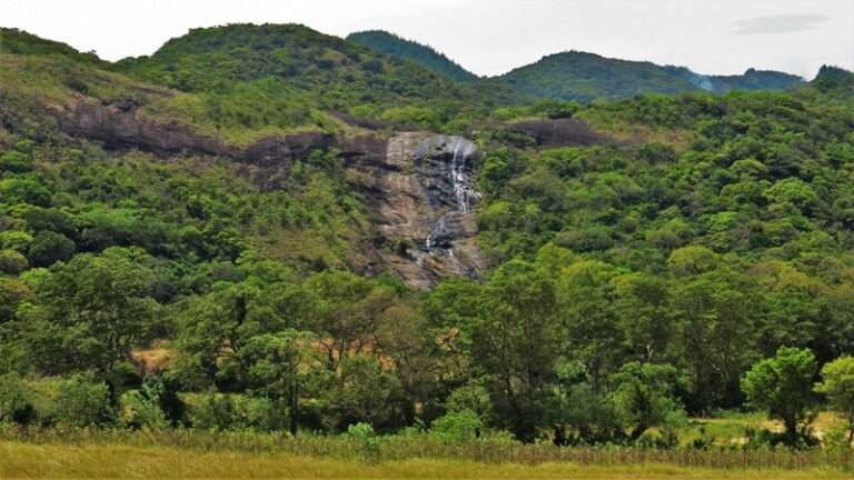 Dumbara Weaving: Sri Lankan Art, Skill & Village Life - Khiri Travel